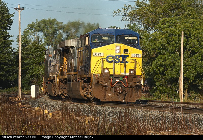 CSX 671